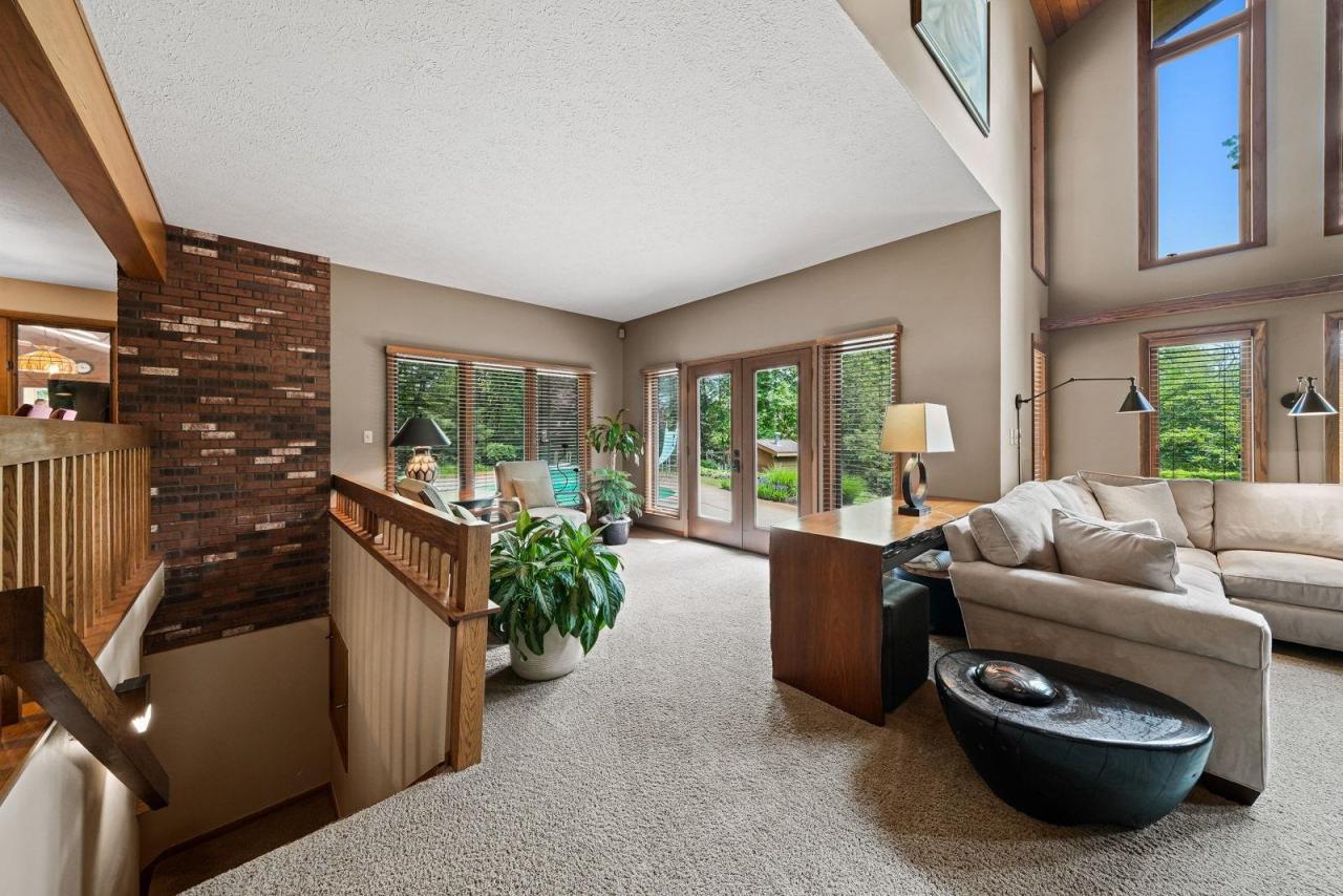 53832 Crystal Creek Ln, Elkhart, IN 46514