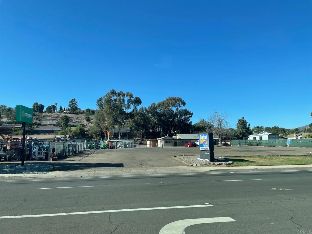 13056 Poway Rd, Poway, CA 92064