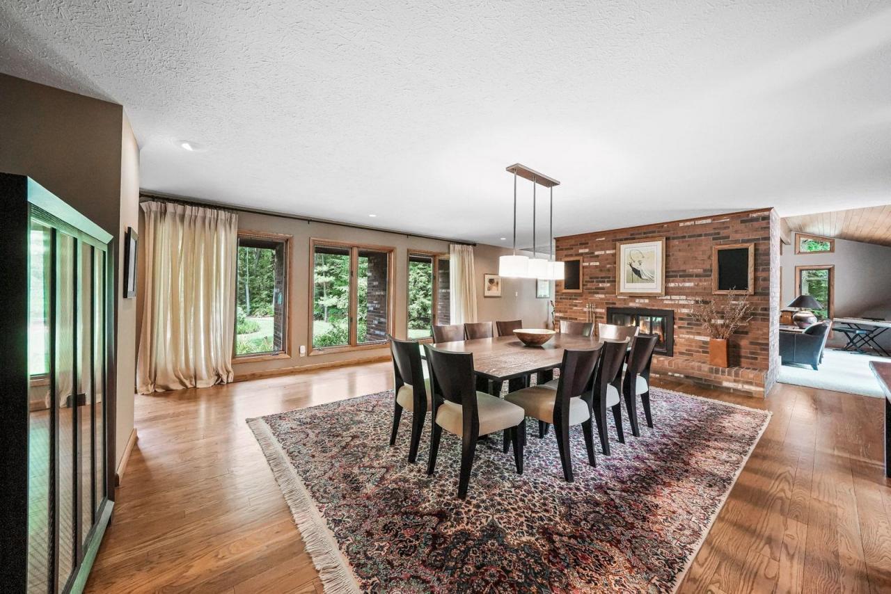 53832 Crystal Creek Ln, Elkhart, IN 46514